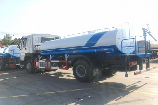 Howo 15CBM Water Tanker Truck | Sinotruk International